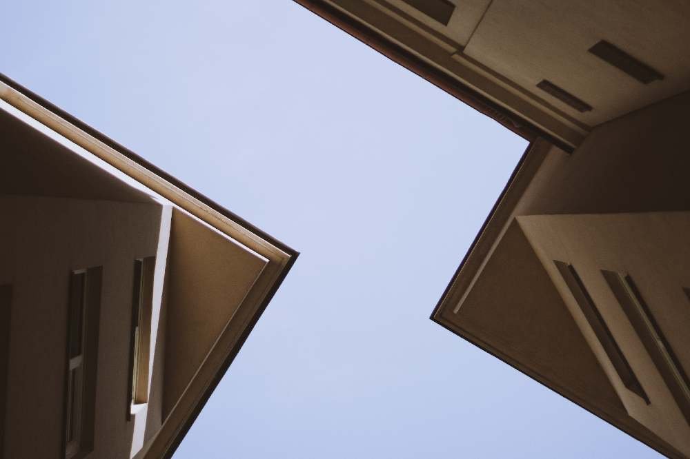 How to Choose the Perfect Roof Design for Your House