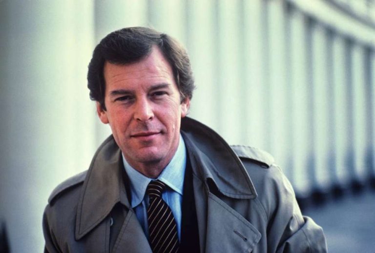 Is Scott Jennings Related to Peter Jennings?