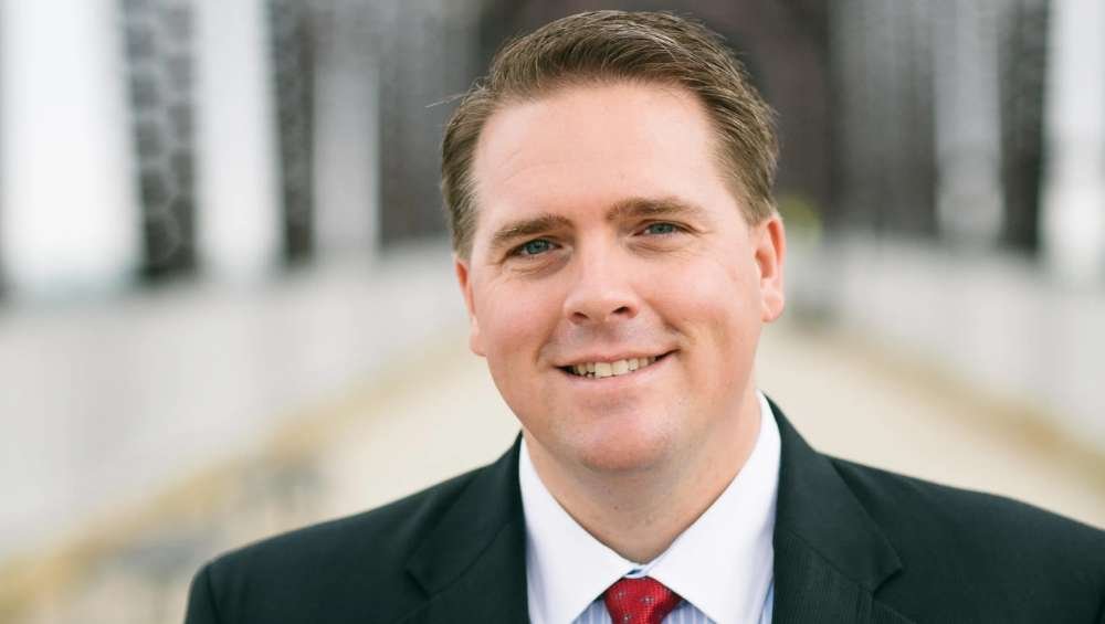 Is Scott Jennings Related to Peter Jennings?