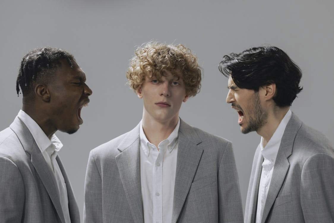 How to Handle Workplace Disputes and Safeguard Your Career