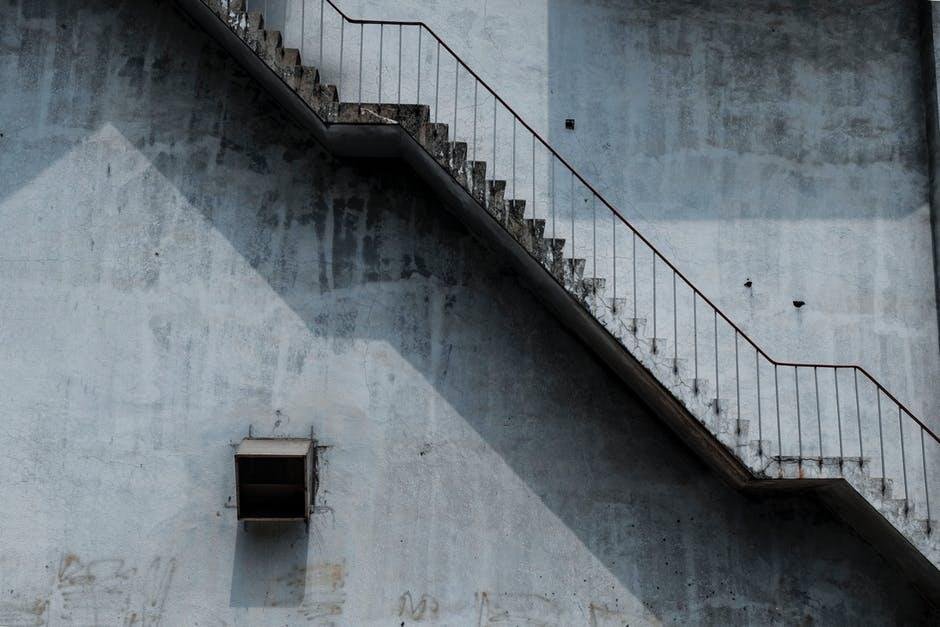 Architectural Hazards: How Poor Building Design Can Lead to Accidents