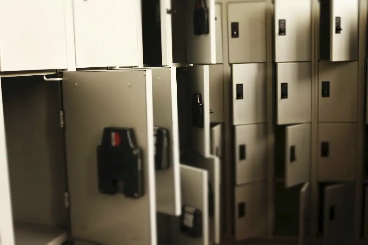 Benefits of Investing in Smart Locker Systems for Your Business